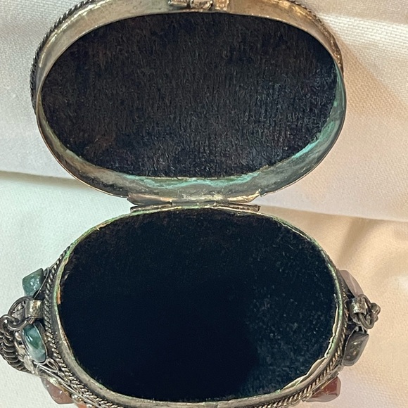 Bags | Vintage Ethnic Sajai Silver Tone Metal Purse With Natural Stones ...